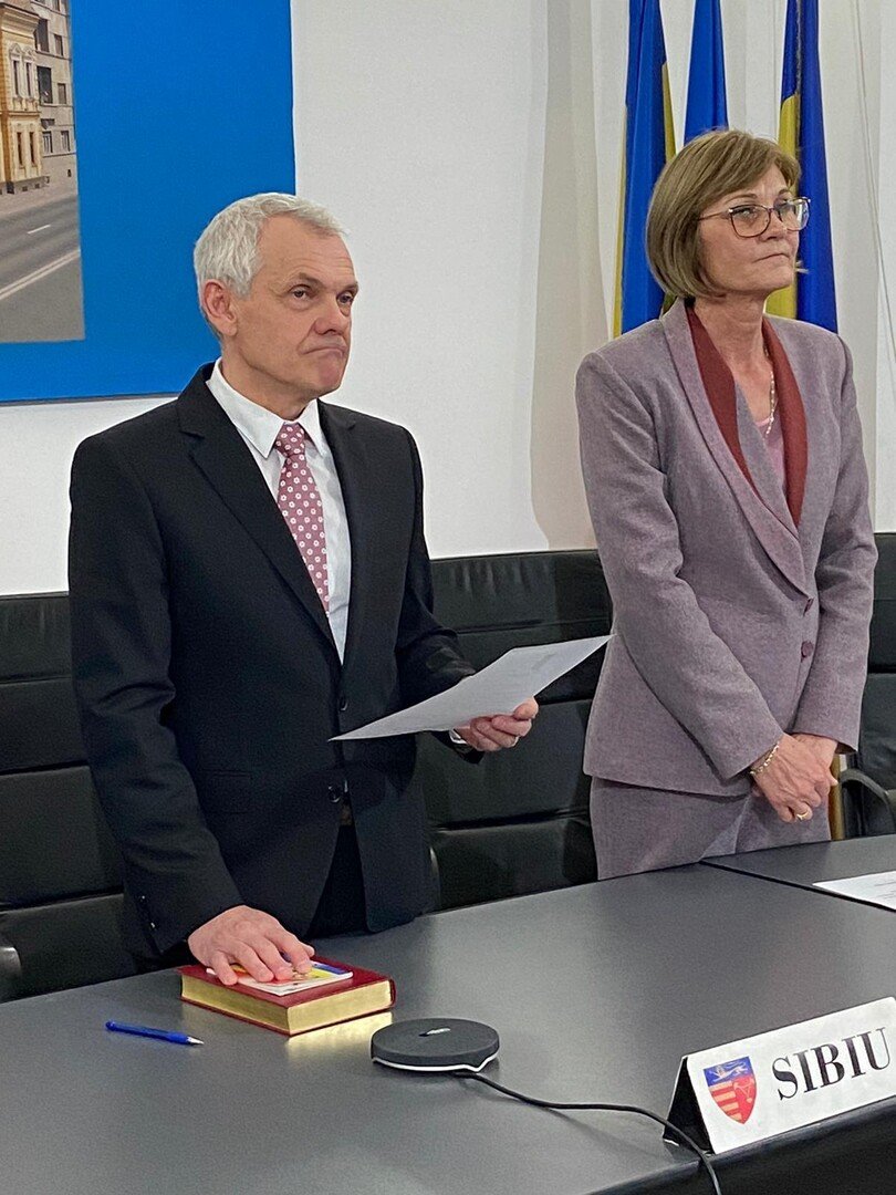 Avem prefect şi subprefect nou! - Sibiu Independent