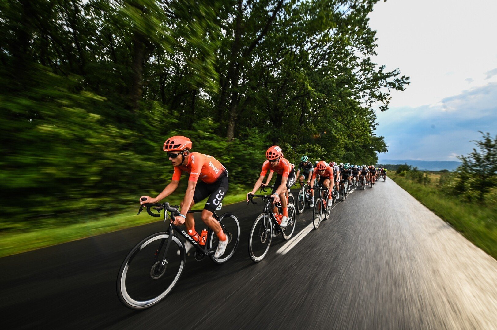 AFLĂ cine e câștigătorul Turului Ciclist al Sibiului 2020 - Sibiu ...