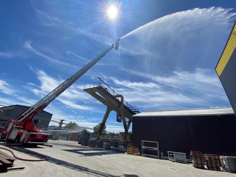 Exercițiu ISU la fabrica COMPA din Sibiu | GALERIE FOTO