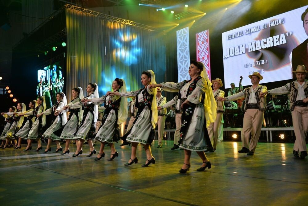 Ansambluri emblemă ale folclorului nostru vin la Festivalul IOAN MACREA - Sibiu Independent