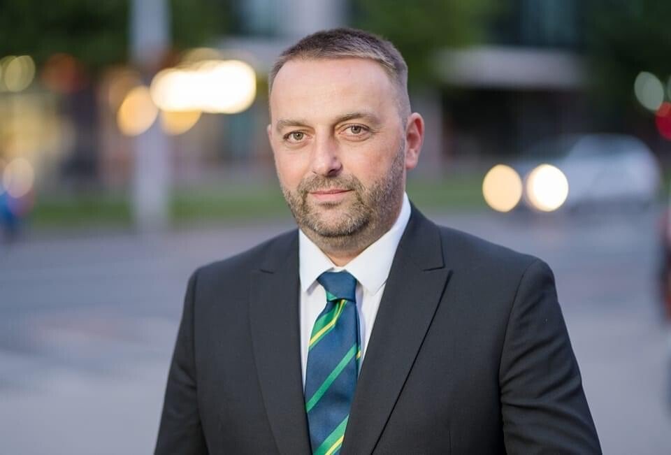 Marius Grecu, primarul comunei Șelimbăr: “Să aveți sărbători fericite ...