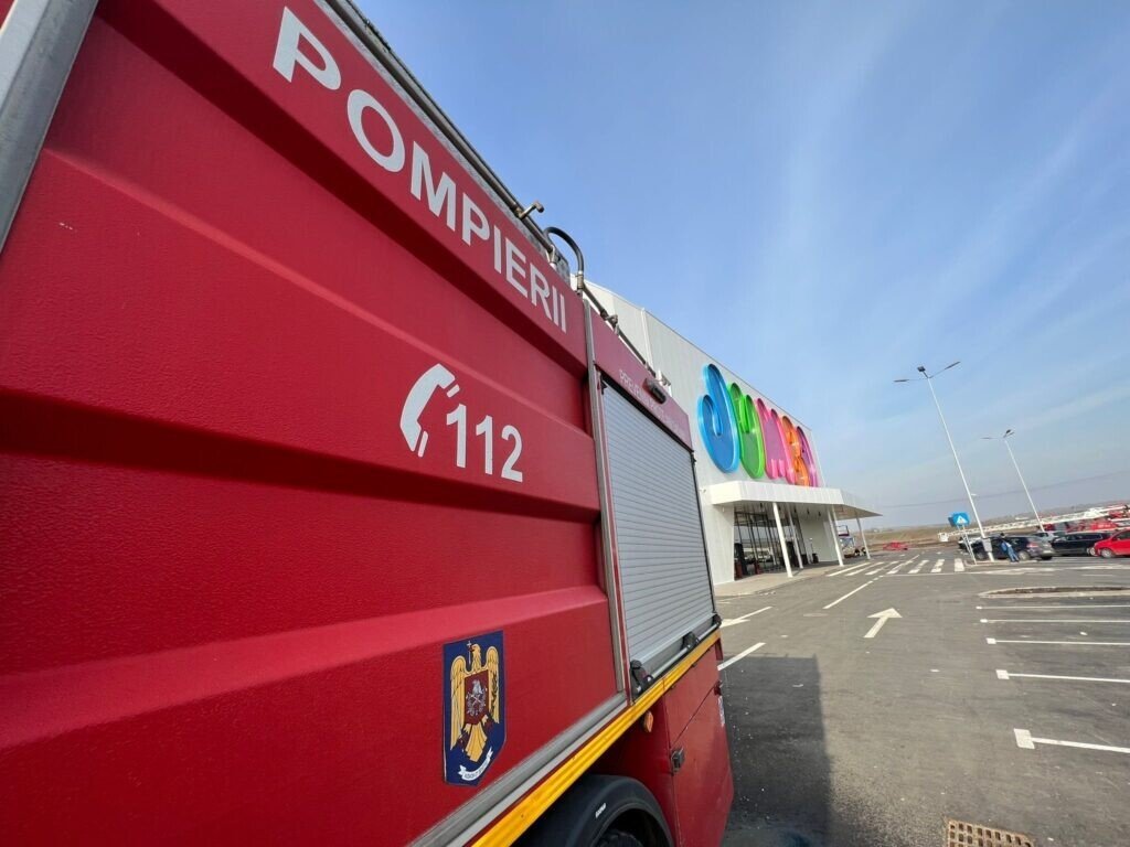 FOTO: Simu..., simu..., simu..., simulare la Jumbo, Jumbo, Jumbo Sibiu ...