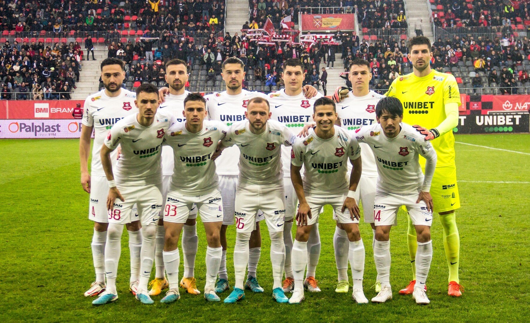 Sumă record pentru un tricou de joc de la FC Hermannstadt! - Sibiu ...