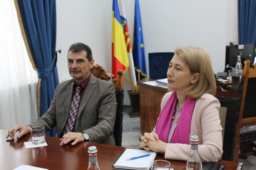 Vizită importantă la Consiliul Județean Sibiu - Sibiu Independent