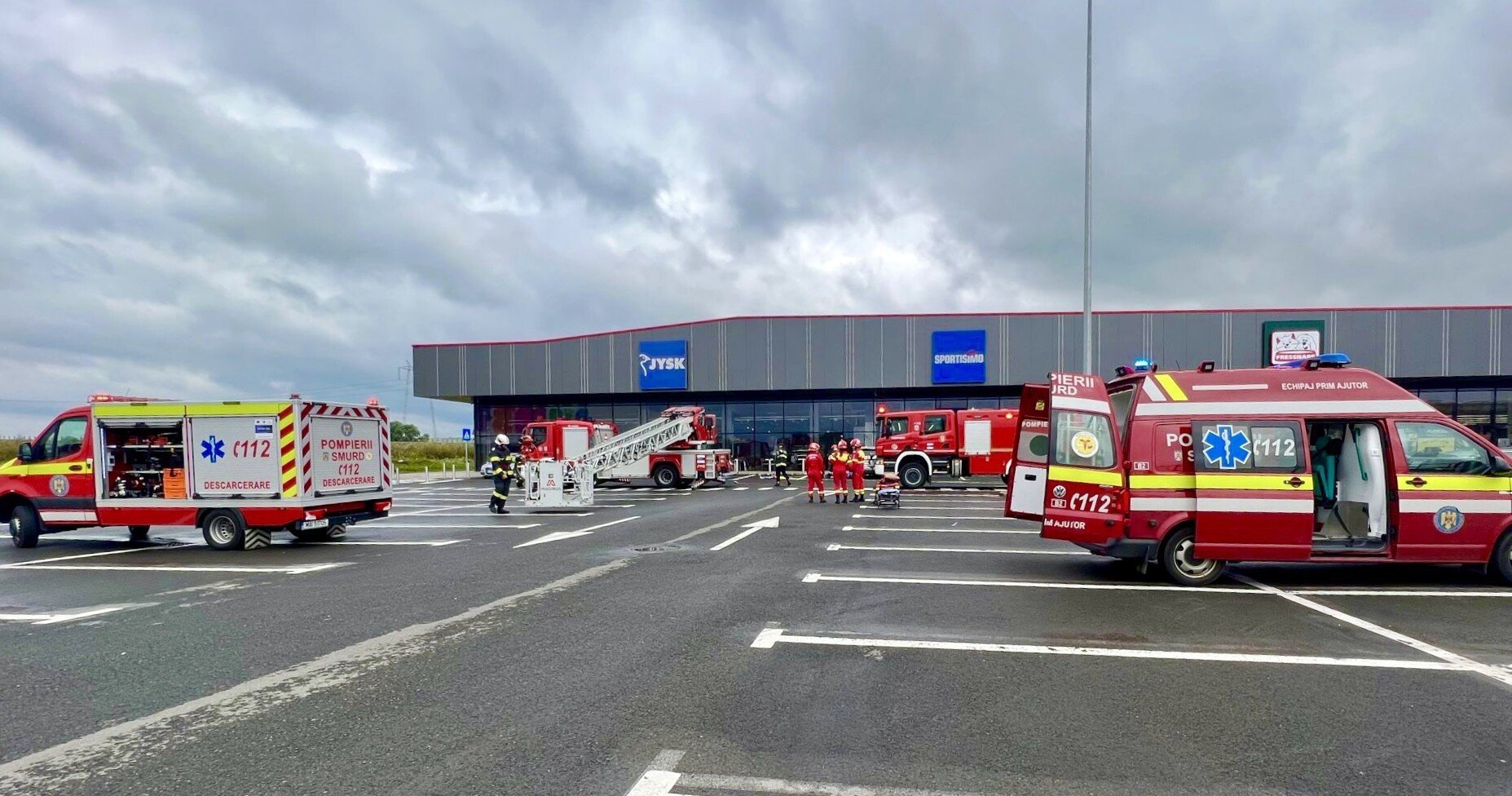 Exercițiu ISU la Prima Shopping Center Sibiu - Sibiu Independent