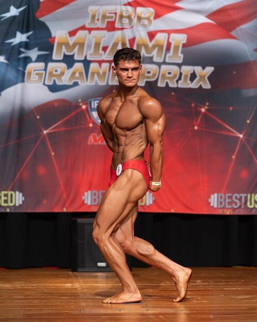 Culturistul sibian Robert Mihai Frățilă medialiat cu aur la Miami - Sibiu Independent