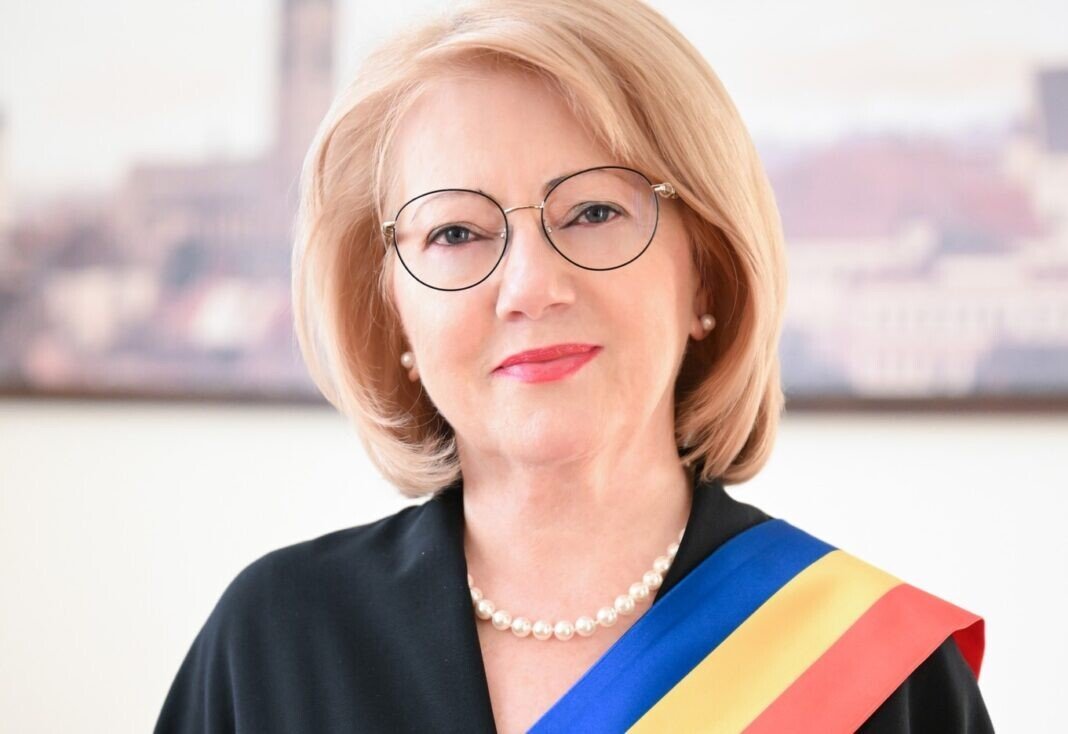 Astrid Fodor, primarul Sibiului - mesaj de Ziua orașului - Sibiu ...