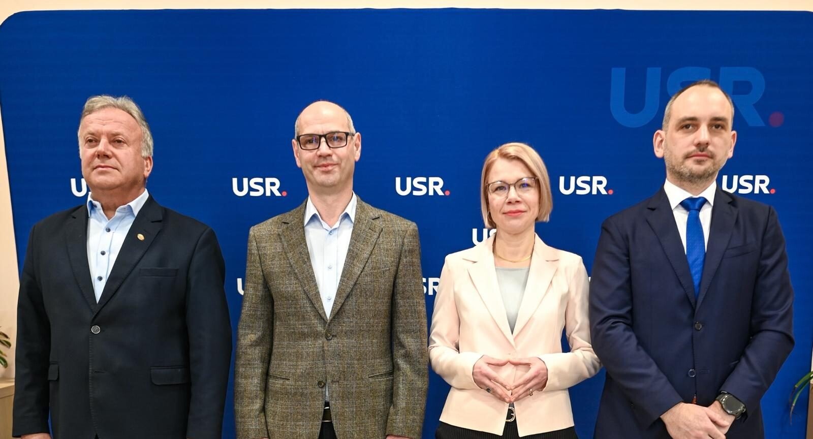 Ruxandra Cibu Deaconu, pentru primar al Municipiului Sibiu, și Adrian ...