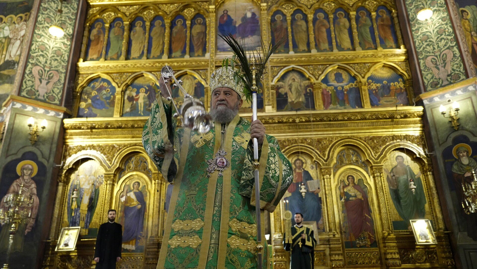 Praznicul Intrării Domnului în Ierusalim sărbătorit la Catedrala ...