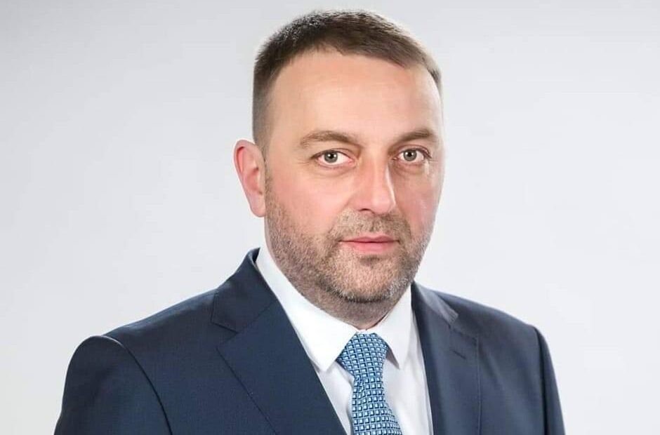 Marius Grecu (PNL): Pentru binele elevilor noștri, am decis să cedăm ...