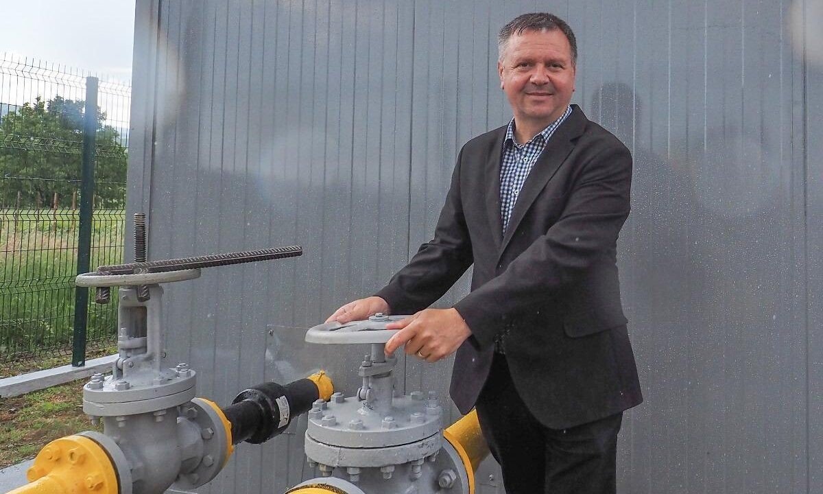 Bogdan Bucur – primarul liberal care a împlinit o dorință veche de aproape un secol a ...