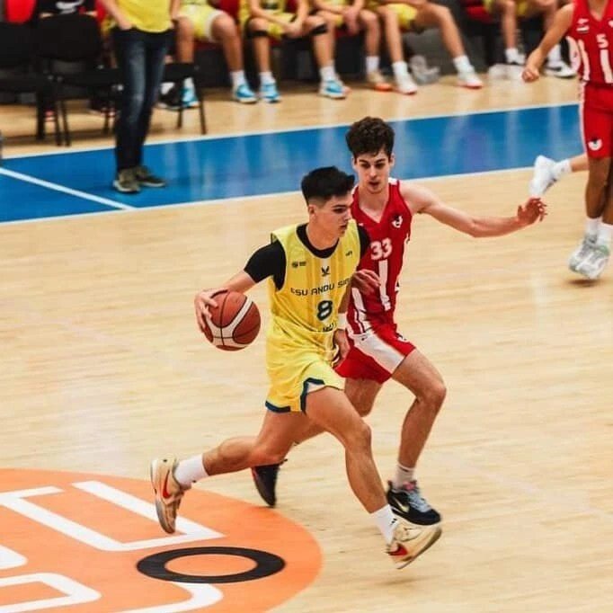 Andu Sibiu a debutat cu stângul la turneul final - Sibiu Independent