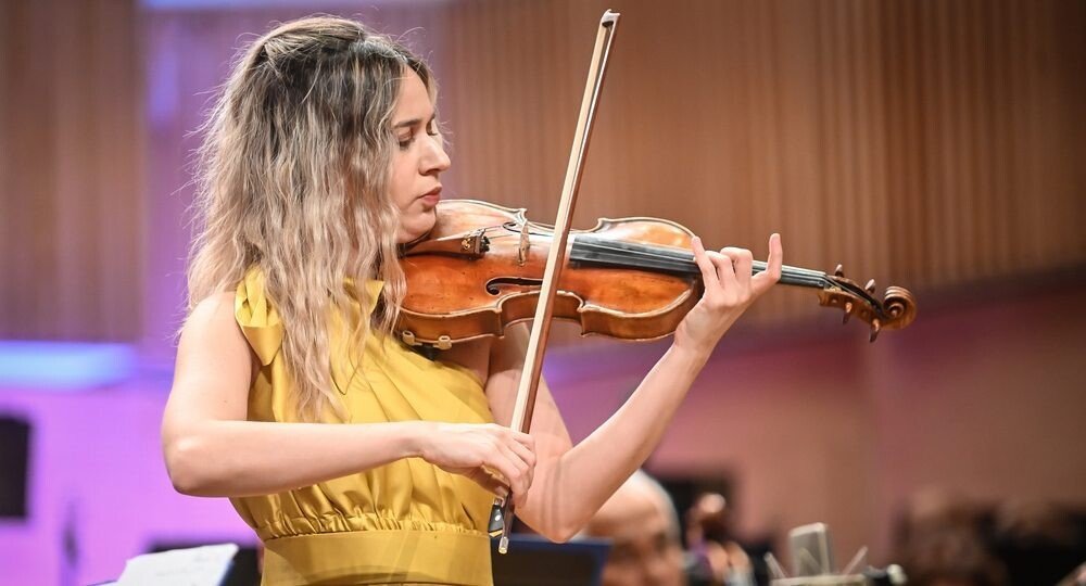 Regal violonistic pentru publicul sibian la Filarmonica Sibiu - Sibiu ...