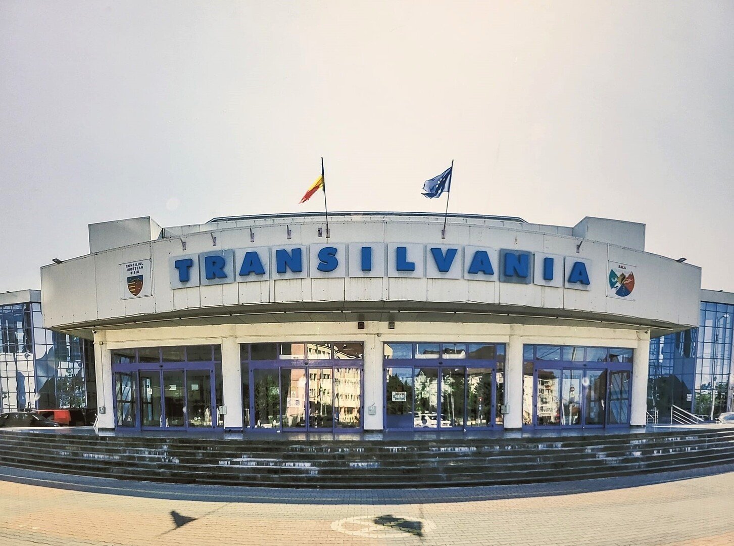 Renovarea energetică a Sălii Polivalente Transilvania costă 62,5 ...